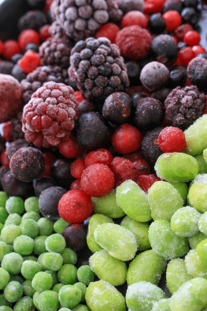 How To Freeze Fruit To Reduce Food Waste At Home - Honestly Modern