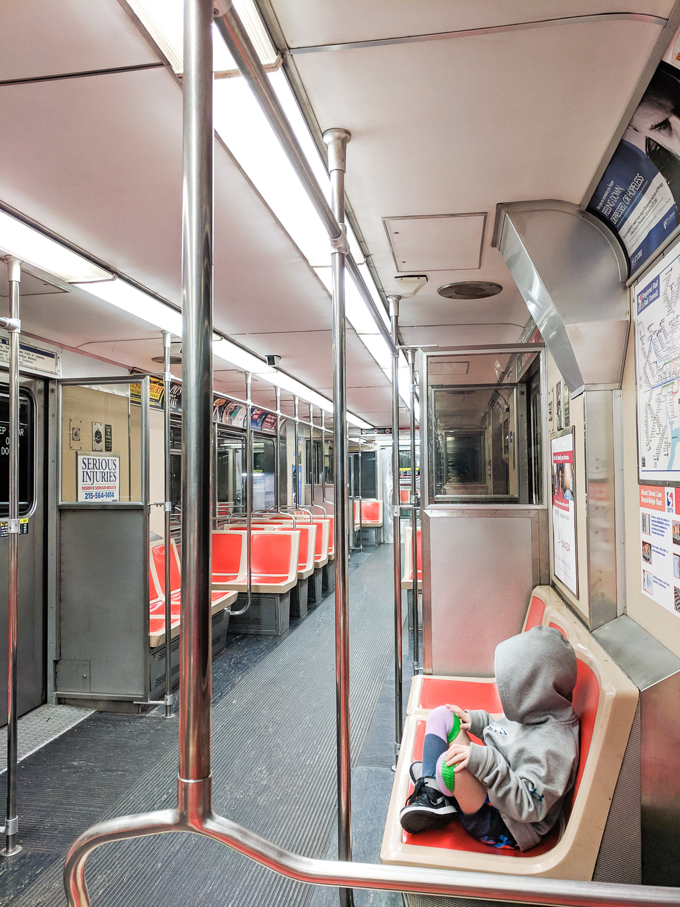 11 Tips to Use Public Transportation While Traveling With Kids ...