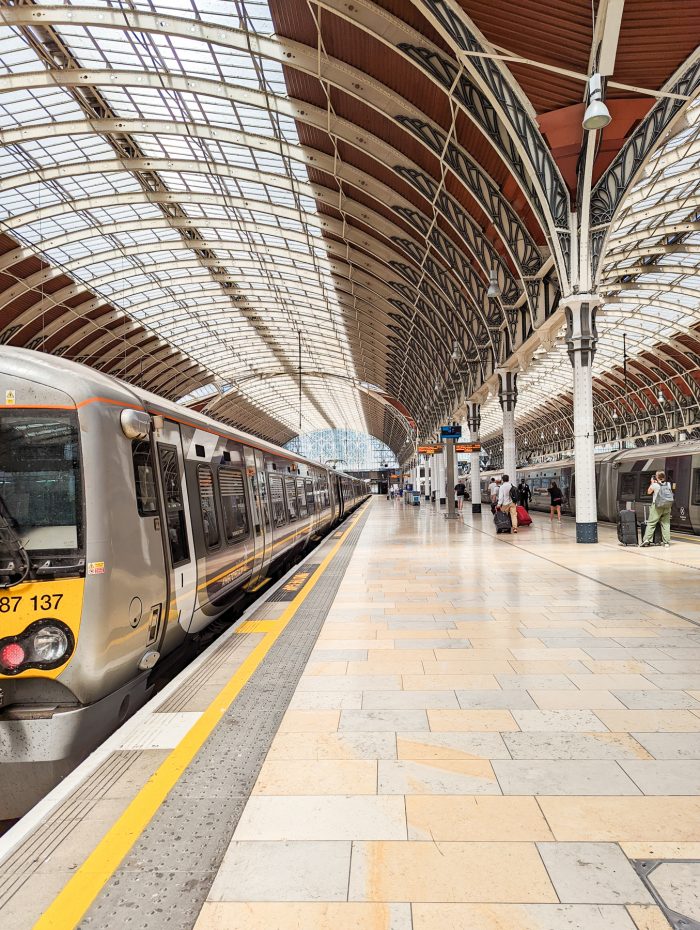 11 Tips to Use Public Transportation While Traveling With Kids ...